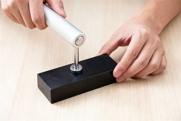 10 Methods: How To Demagnetize A Magnet - Osenc